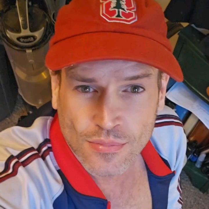 🦄 @dancebecauseyouloveit - Ryan Goodsnatch - TikTok