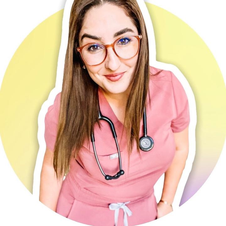 My glamorous self 👸 during a head to toe assessment VS the hilarious ...