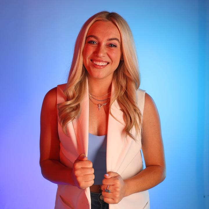 🦄 @theisabelbrown - Isabel Brown - TikTok