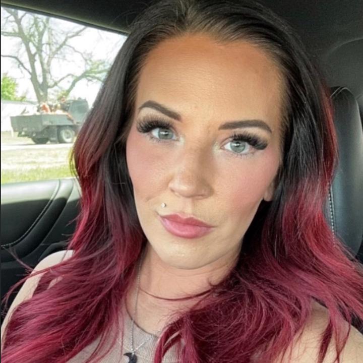 Arait jeans out here showing my dump truck off @brooke_blaze - TikTok