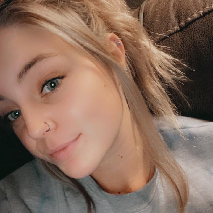 🦄 @theonlychelsiedeems - Chels - TikTok