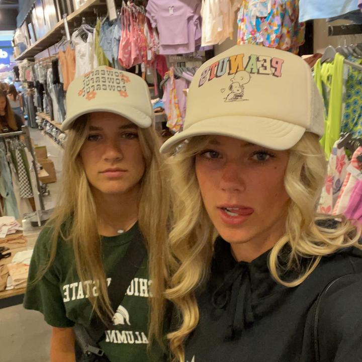 🦄 @hayleeprime - haylee 🪩🍒🎱 - TikTok