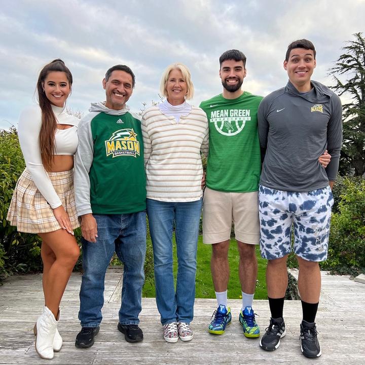 🦄 @teamtemara - Tall Team Temara - TikTok