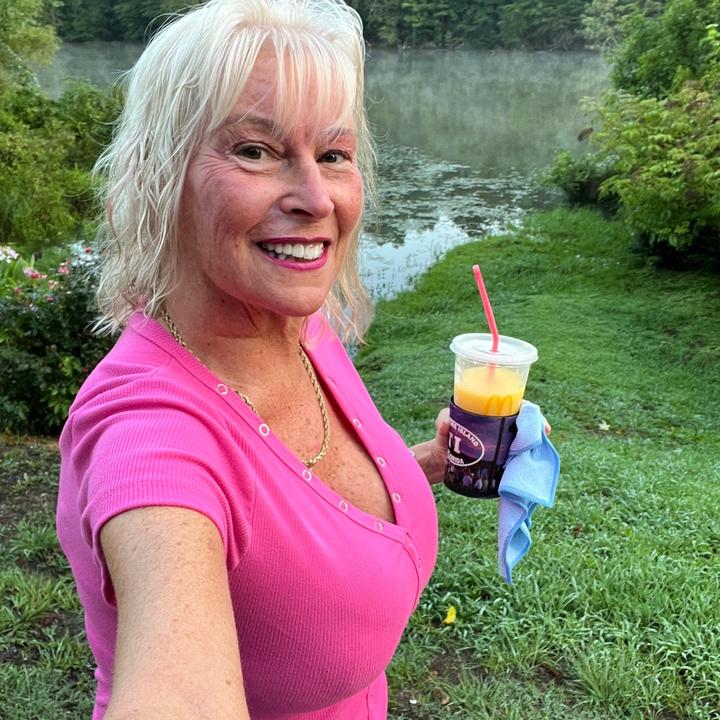 5Dec2024 #BobbyDay #Hotazzchick | Alice (@virtual_hotazzchick64)