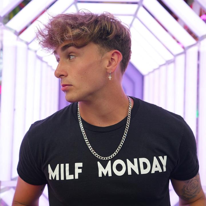 🦄 @itsnoah.d - Noah D - TikTok